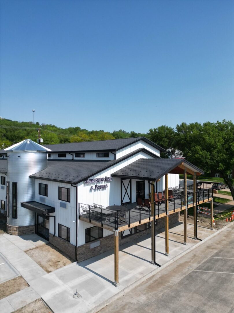 Hotel, Inn, Motel, Suite | Hamburg Inn & Suites